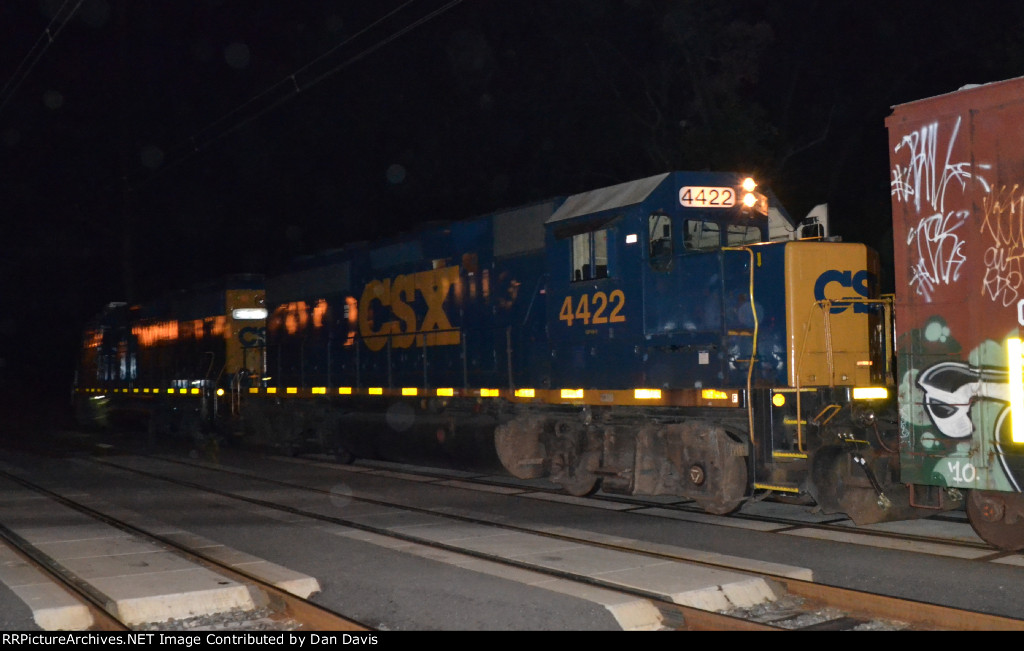 CSX GP40-2 4422 on C746-07